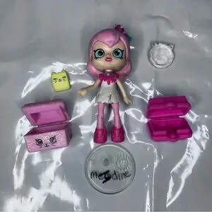 Shopkins | Toys | Shopkins Happy Places Season Lucy Smoothie Pink Kitty ...